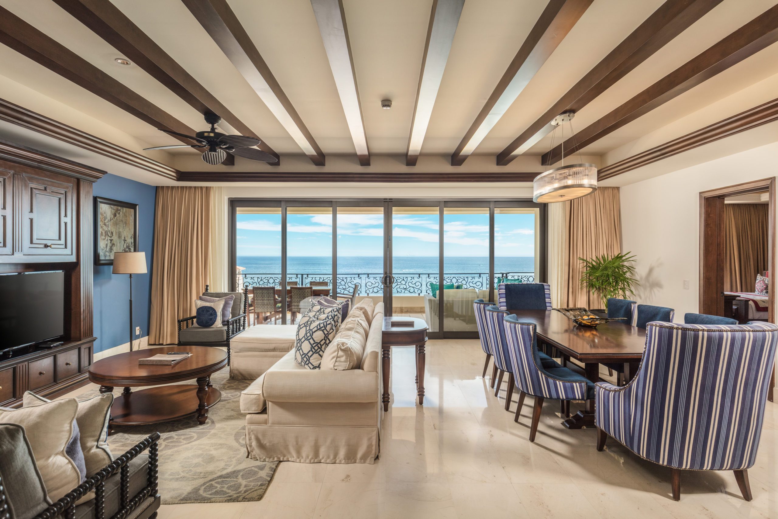 Living-Room-Grand-Solmar - Living And Travel